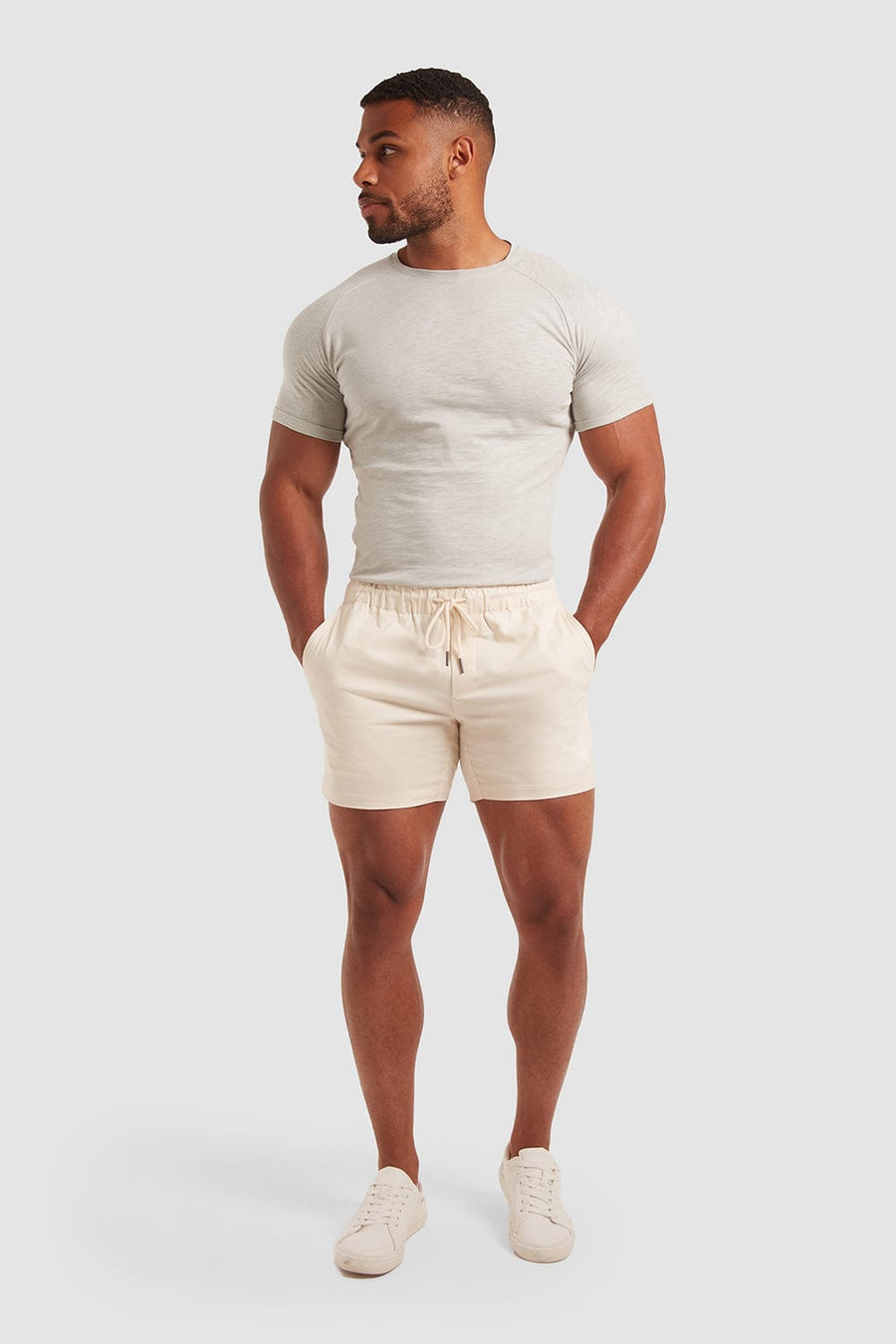 Muscle Fit Shorts - TAILORED ATHLETE - ROW